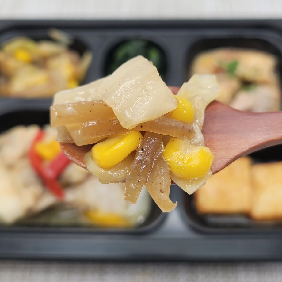 HeMog（ハーモグ）「赤魚のアサリソース」を食べました - こせたん宅配弁当